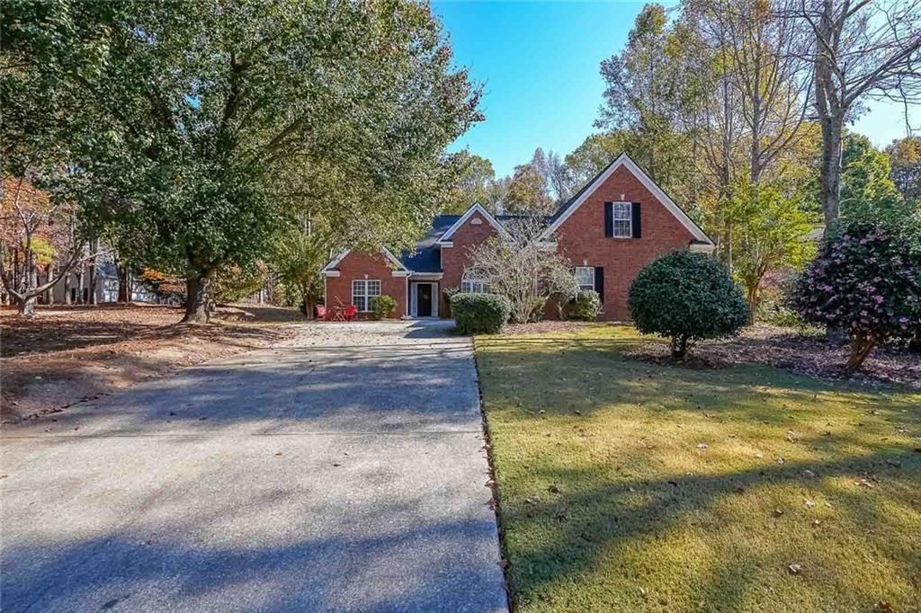 6179 Saddlehorse Dr, Flowery Branch, GA 30542 | MLS# 7300843 | Trulia