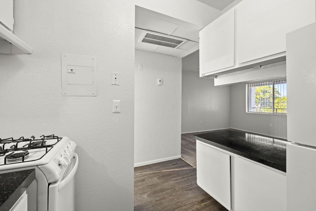 11444 137th St #C305, Largo, FL 33774 - See Est. Value, Schools & More