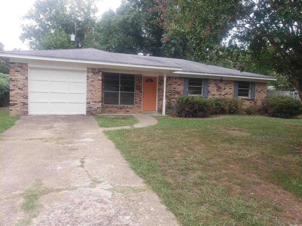 4 Woodbine Ct, Little Rock, AR 72209 - See Est. Value, Schools & More