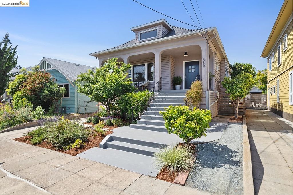 566 61st St, Oakland, CA 94609 - See Est. Value, Schools & More