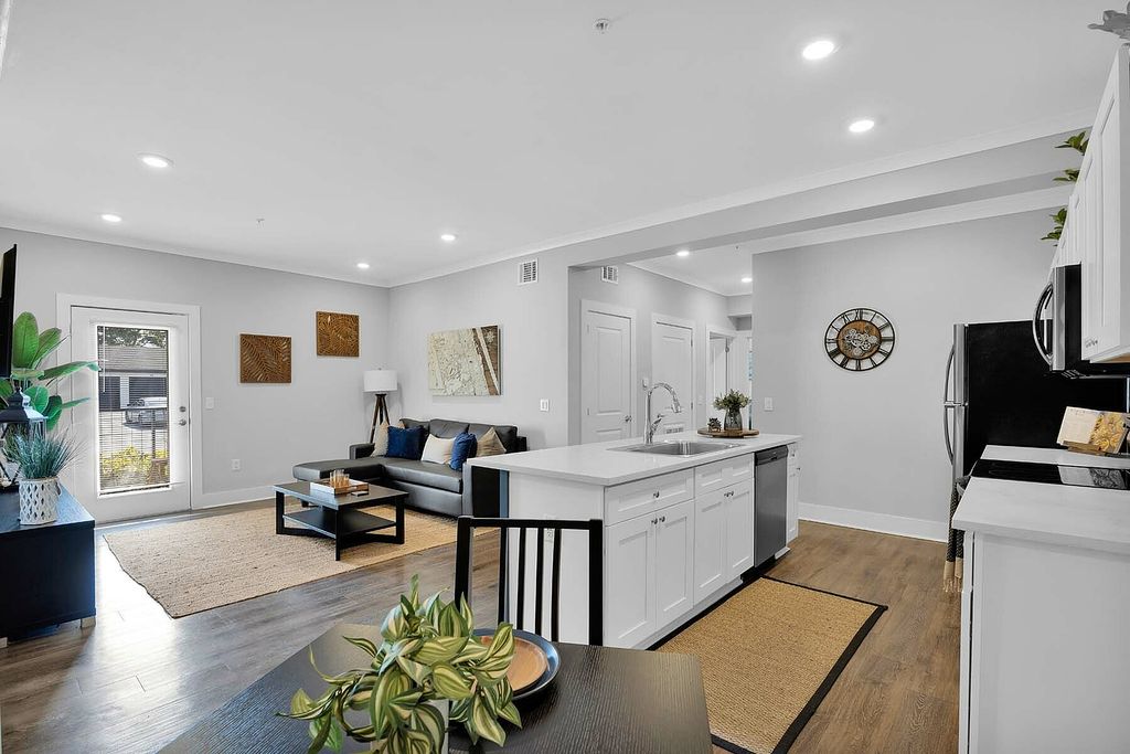 450 Jimmy Ann Dr #9-9110, Daytona Beach, FL 32114 - See Est. Value ...