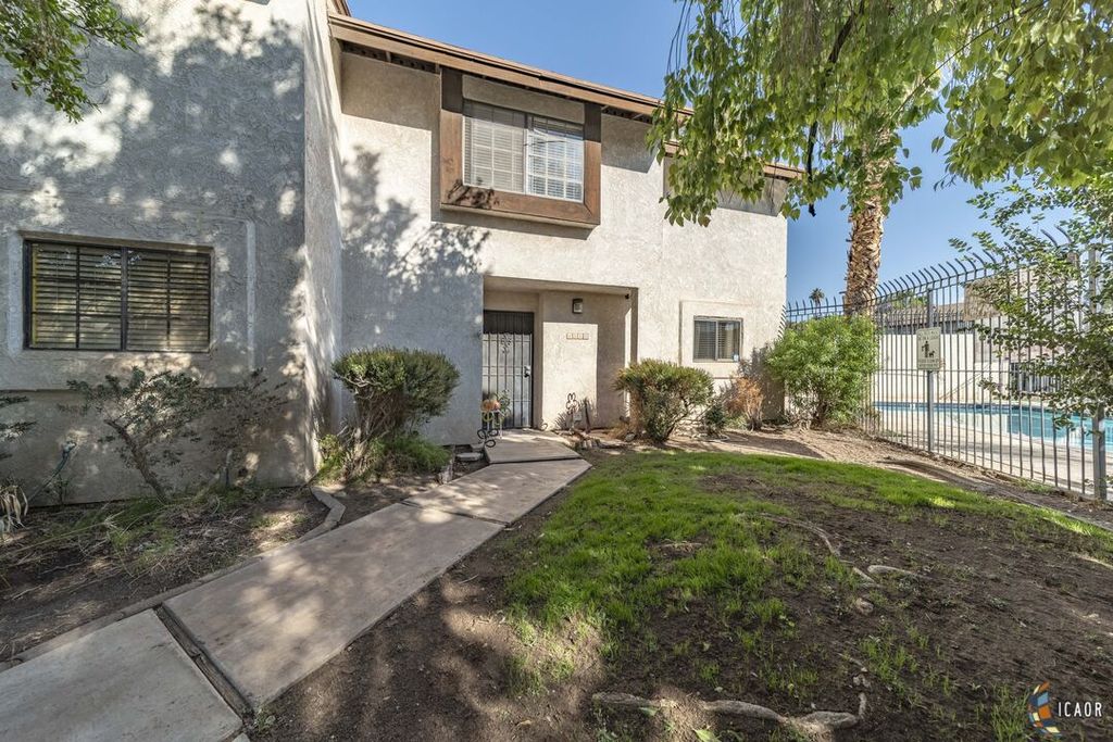 1054 S 8th St, El Centro, CA 92243 | Trulia