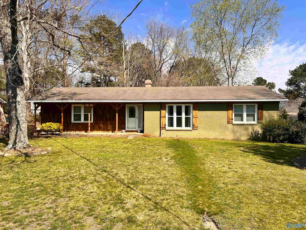 133 Plainview Dr SE, Owens Cross Roads, AL 35763 - See Est. Value ...