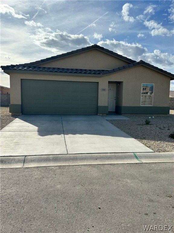5561 S Glacier Creek Rd, Fort Mohave, AZ 86426 | MLS# 014895 | Trulia