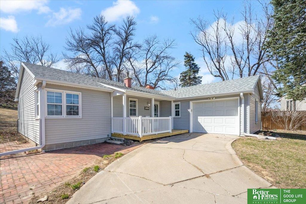 9643 Boyd Cir, Omaha, NE 68134 - See Est. Value, Schools & More