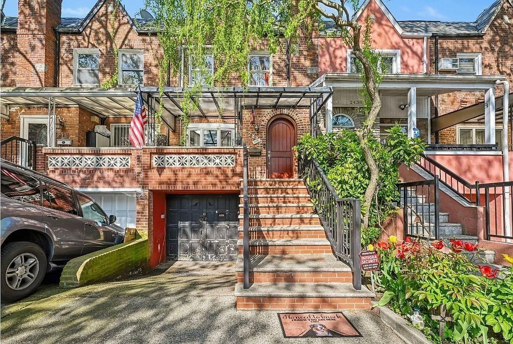 2440 E 18th St, Brooklyn, NY 11235 | MLS# 483818 | Trulia