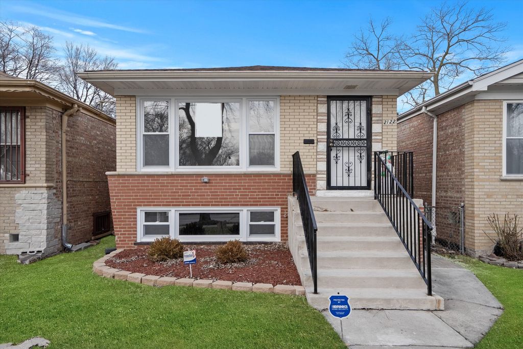 2122 W 69th St, Chicago, IL 60636 - See Est. Value, Schools & More
