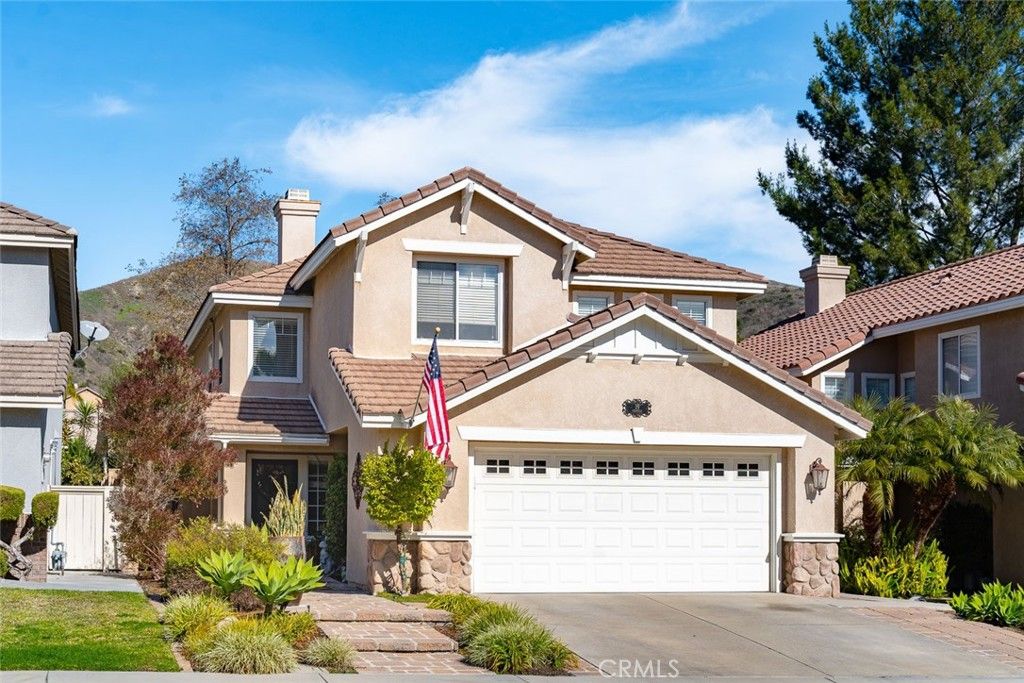 19 Fairfield, Foothill Ranch, CA 92610 - See Est. Value, Schools & More