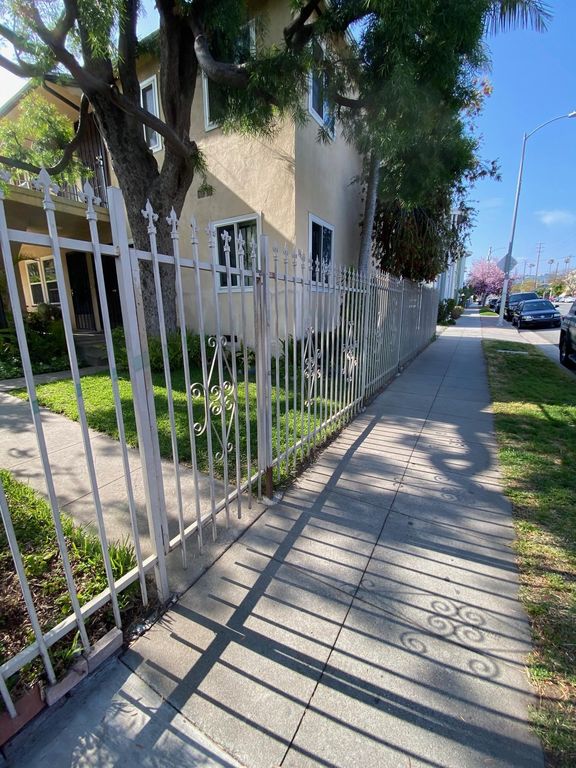 1613 Hillhurst Ave, Los Angeles, CA 90027 | Trulia