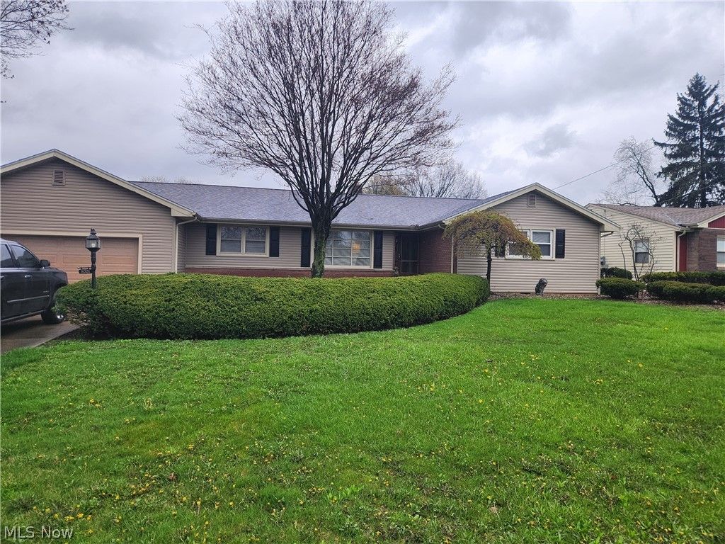 3001 Dade Ave, Youngstown, OH 44505 - See Est. Value, Schools & More