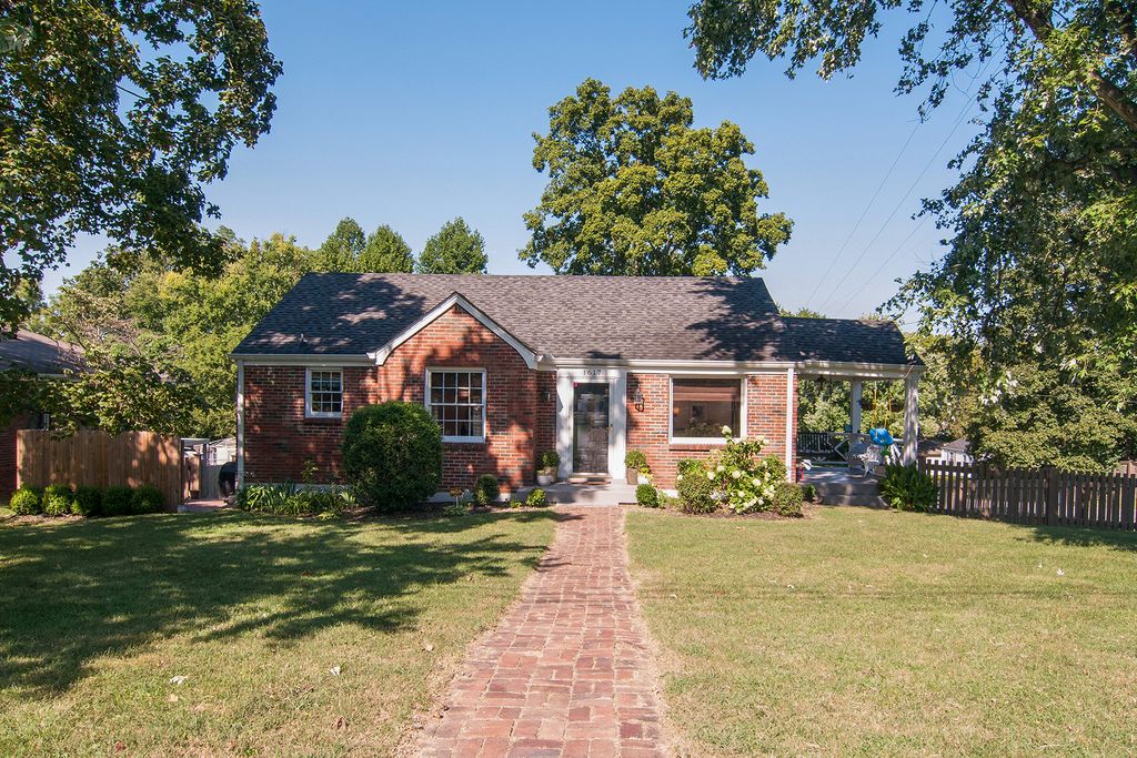 1617 Stratford Ave, Nashville, TN 37216 - See Est. Value, Schools & More