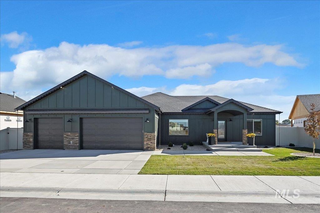 1412 Quartz Dr, Rupert, ID 83350 - See Est. Value, Schools & More