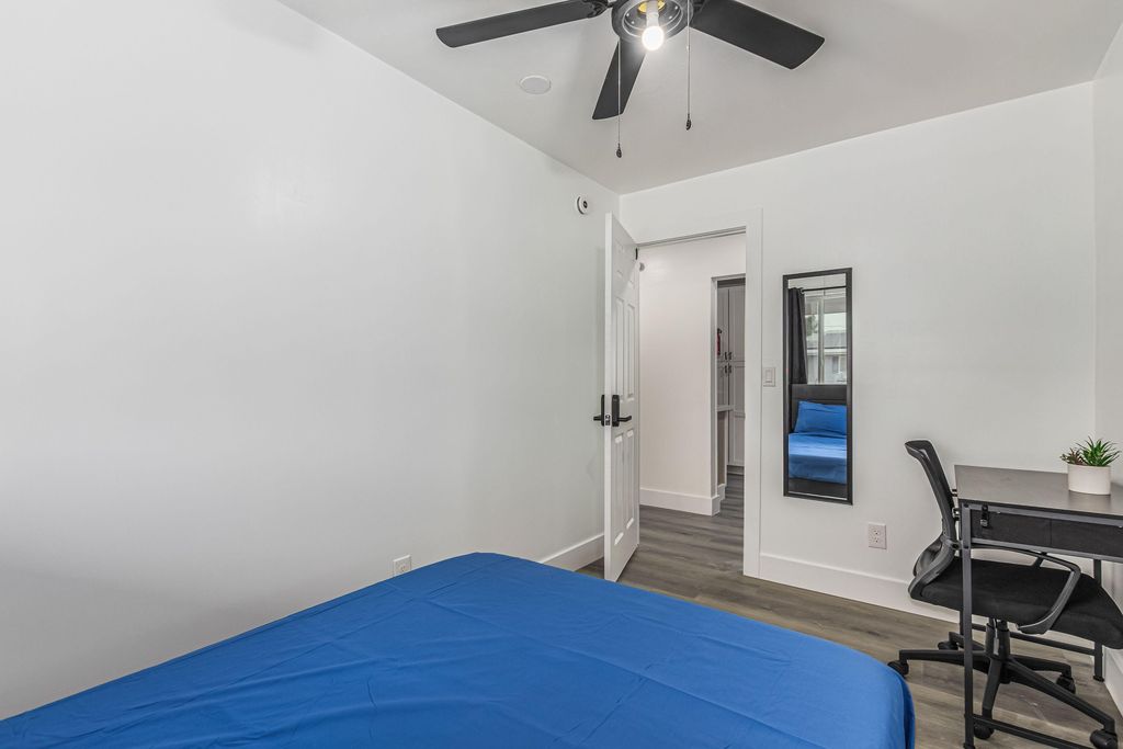 811 E Seldon Ln #1, Phoenix, AZ 85020 - See Est. Value, Schools & More