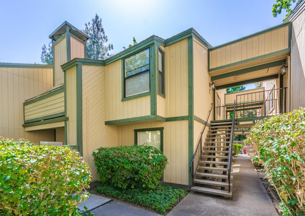 100 Del Verde Cir #8, Sacramento, CA 95833 - See Est. Value, Schools & More