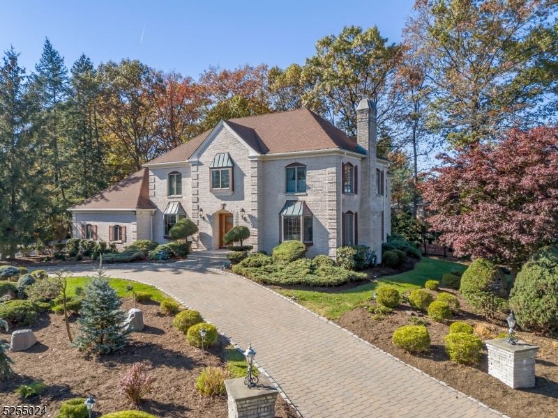 9 Club Way, Cedar Grove, NJ 07009 - See Est. Value, Schools & More