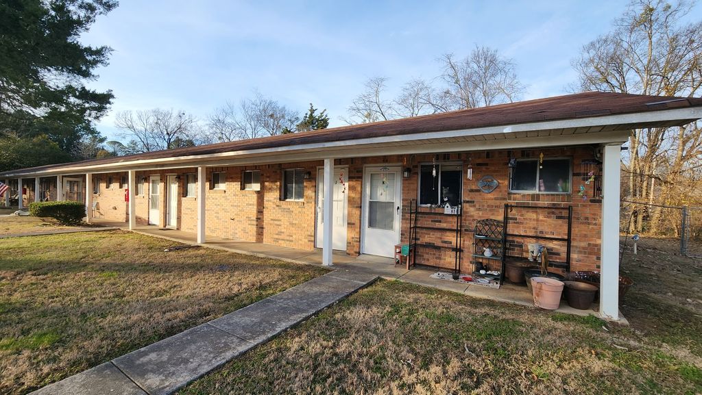 Shamrock Columns - Huntsville, AL | Trulia