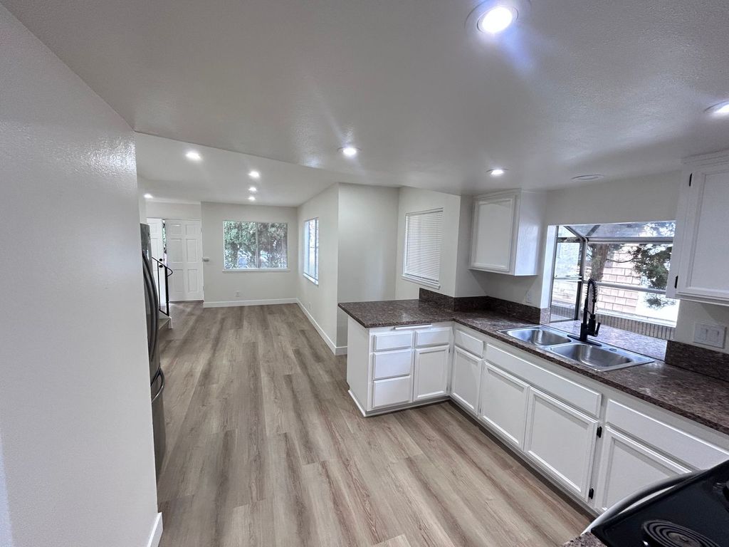 1580 Park Ave - Long Beach, CA | Trulia
