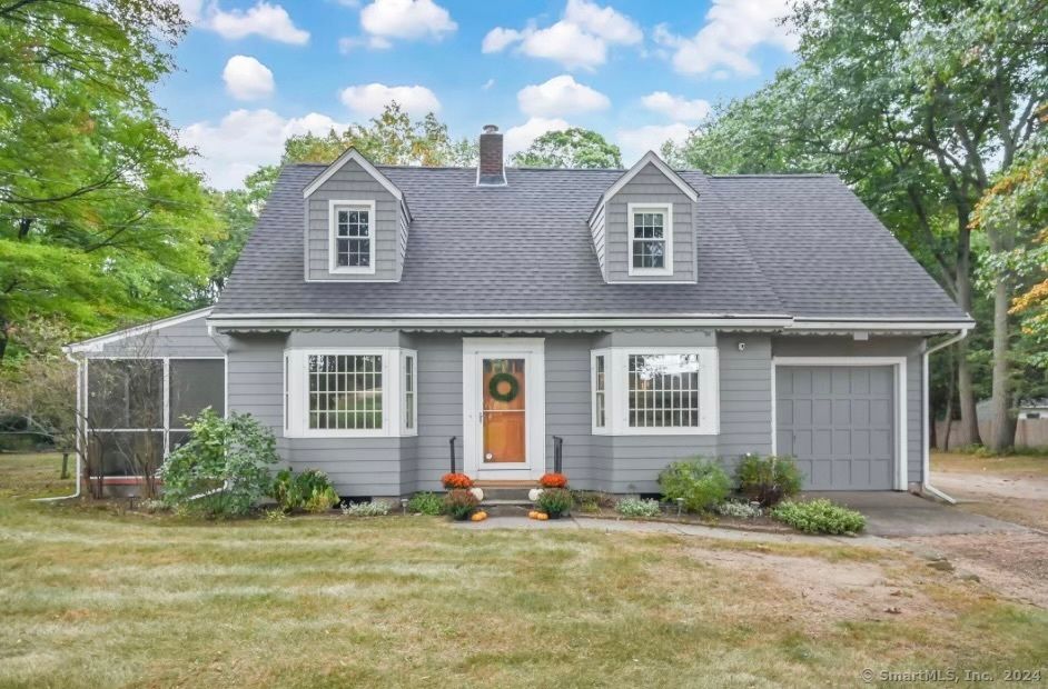 1074 East Street North, Suffield, CT 06078 - See Est. Value, Schools & More