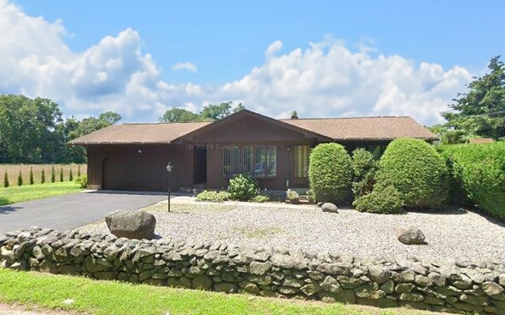 446 Angell Rd, North Providence, RI 02904 - See Est. Value, Schools & More