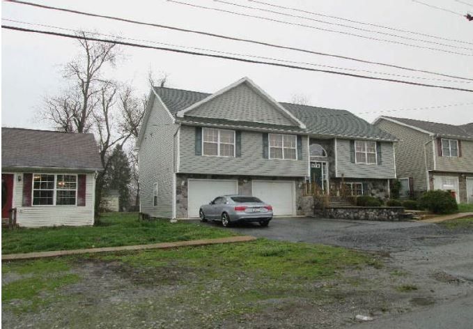 105 N George St, Ranson, WV 25438 - See Est. Value, Schools & More