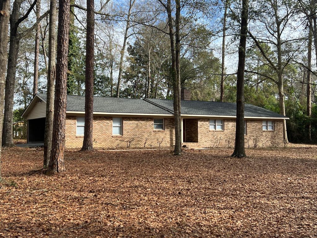 27 Bruce Dr, Statesboro, GA 30458 - See Est. Value, Schools & More