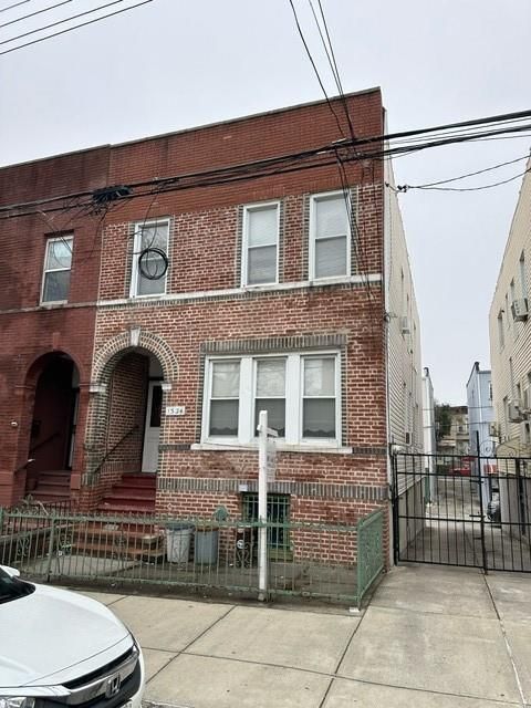 1324 68th St, Brooklyn, NY 11219 - See Est. Value, Schools & More