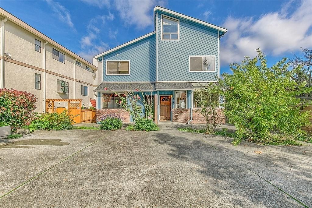 810 W Emerson St, Seattle, WA 98119 - See Est. Value, Schools & More