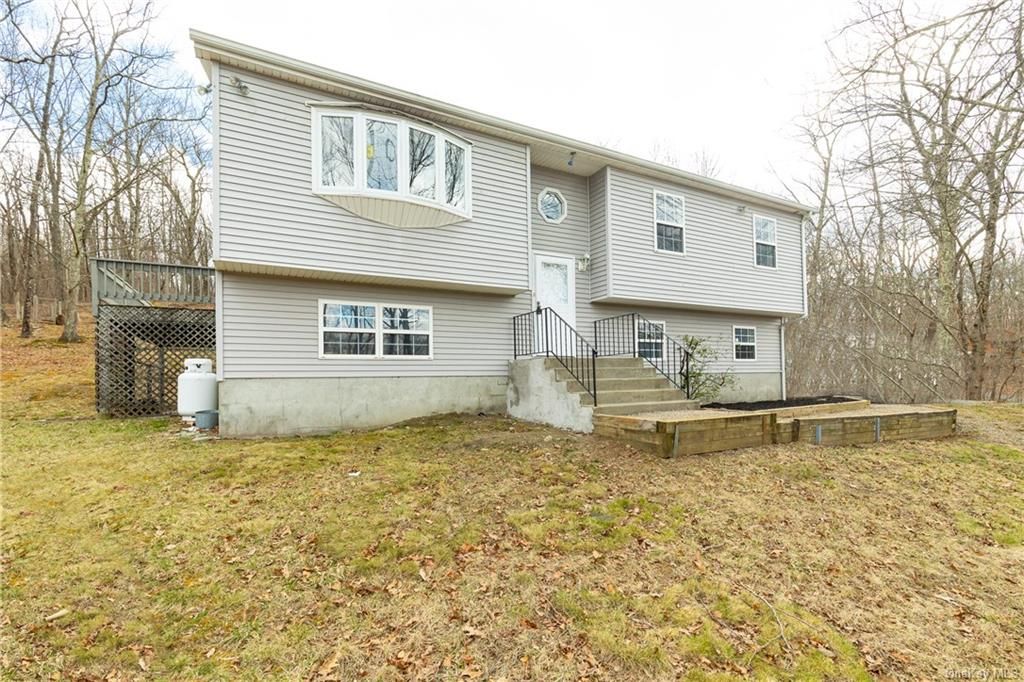 142 Mountain Road, Pleasant Valley, NY 12569 | Trulia