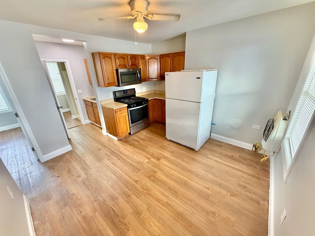 103 Ash St #3, Nashua, NH 03060 | Trulia