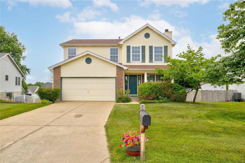 561 Prentice Dr, Saint Peters, MO 63376 - See Est. Value, Schools & More