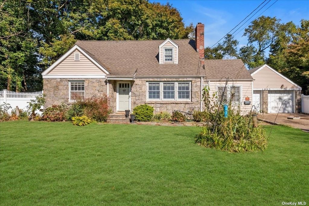 1035 Pulaski Road, East Northport, NY 11731 | Trulia