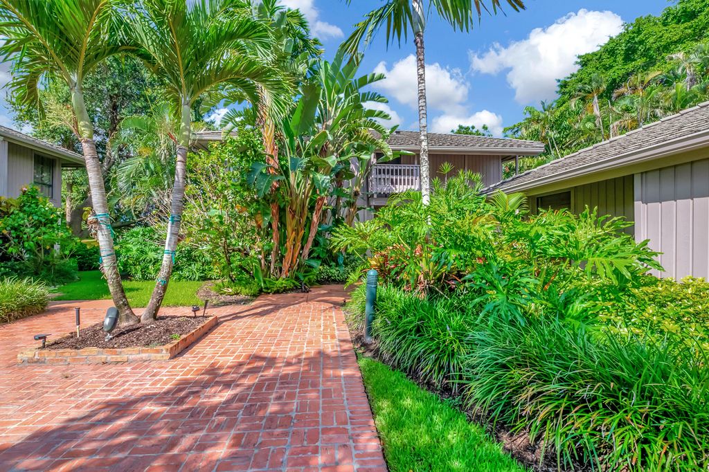 7088 Rain Forest Drive, Boca Raton, FL 33434 - See Est. Value, Schools ...