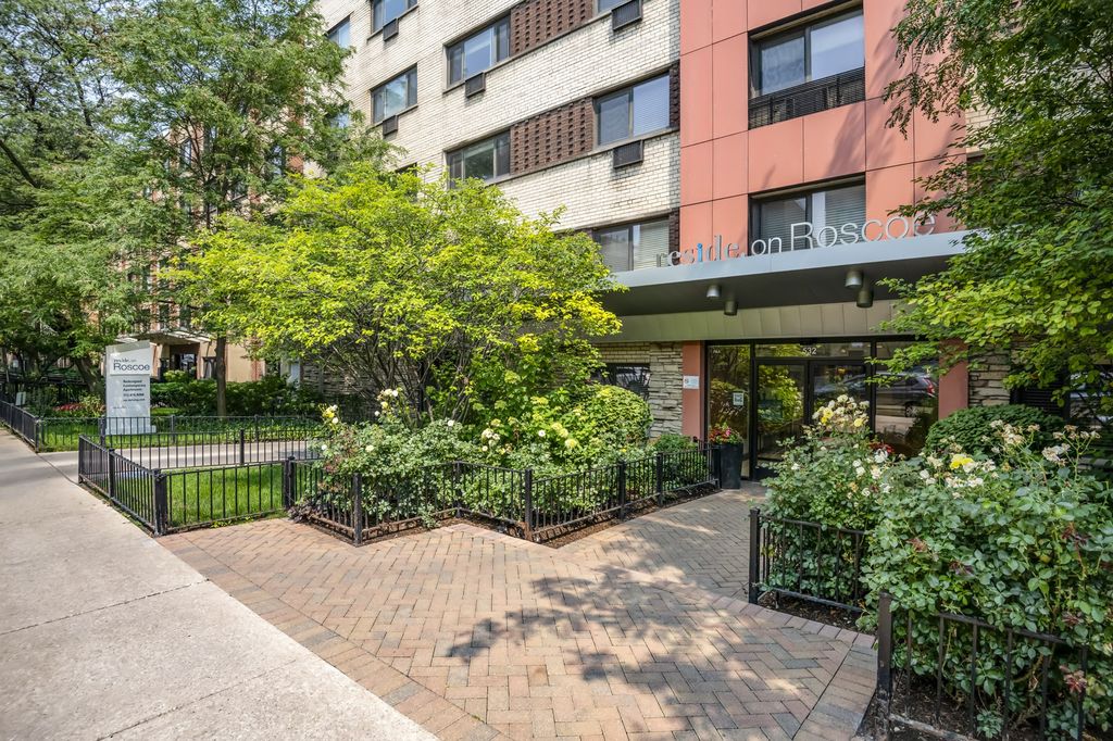 532 W Roscoe St #5669631, Chicago, IL 60657 - See Est. Value, Schools ...