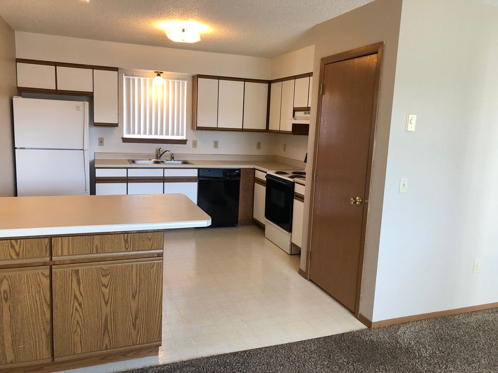 2403 9th St #402, Brookings, SD 57006 - See Est. Value, Schools & More