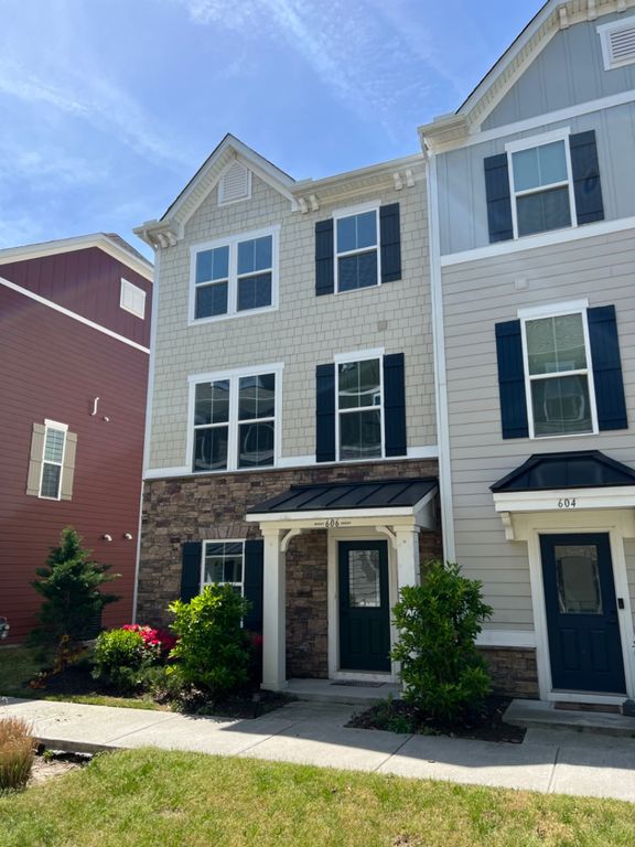 606 Muddy Creek Rd, Chesapeake, VA 23324 - See Est. Value, Schools & More