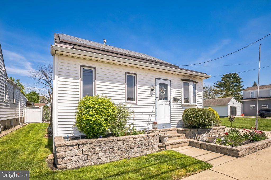 734 W Preston Ave, Somerdale, NJ 08083 - See Est. Value, Schools & More