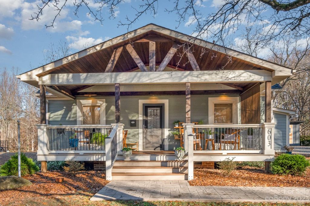 603 W Wilson Ave, Mooresville, NC 28115 - See Est. Value, Schools & More