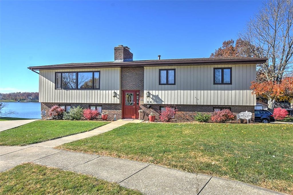 2411 Ivy Ln, Decatur, IL 62521 | MLS# 6230133 | Trulia