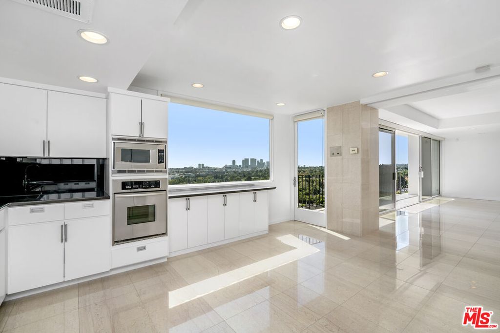818 N Doheny Dr #1202, West Hollywood, CA 90069 | Trulia