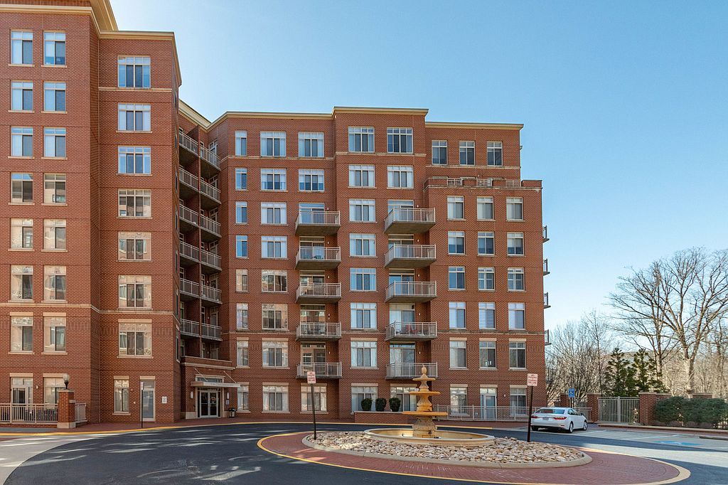 4490 Market Commons Dr #109, Fairfax, VA 22033 - See Est. Value ...