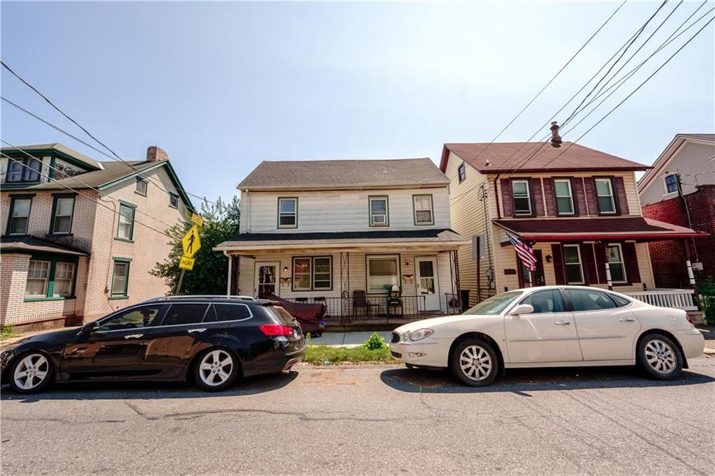 229 Main St, Freemansburg, PA 18017 - See Est. Value, Schools & More