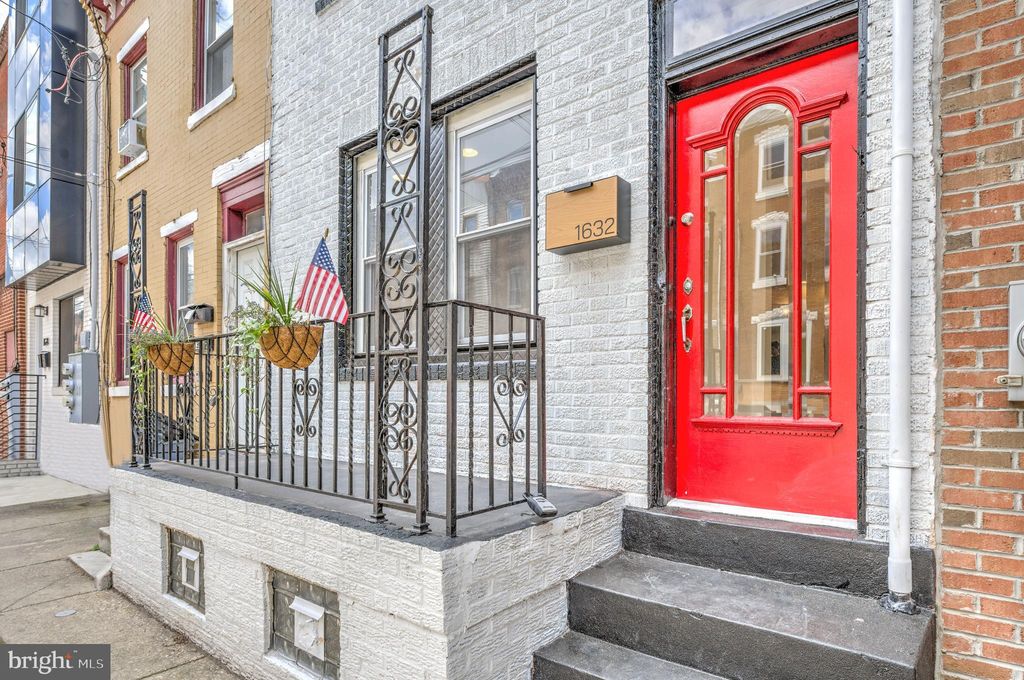 1632 Ellsworth St, Philadelphia, PA 19146 - See Est. Value, Schools & More