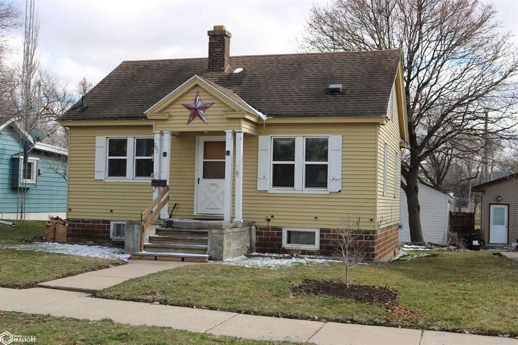 707 10th St NE, Mason City, IA 50401 | MLS# 6315788 | Trulia