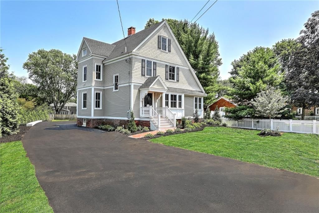 72 Rumstick Rd, Barrington, RI 02806 - See Est. Value, Schools & More
