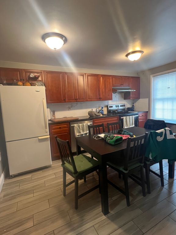 2319 Fairmount Ave #3, Philadelphia, PA 19130 - Trulia | Trulia