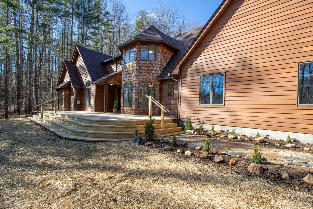 249 Starlin Mountain Rd, Spruce Pine, NC 28777 | MLS# 4100068 | Trulia