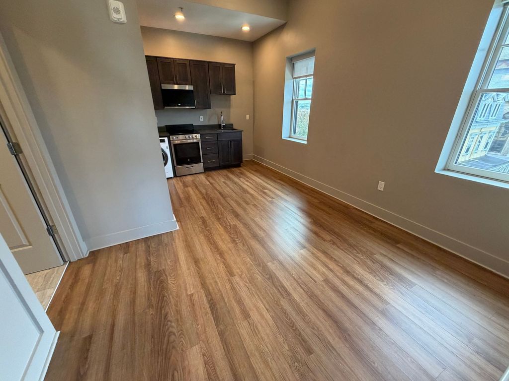 530 Broadway St #103, Providence, RI 02909 - Trulia | Trulia