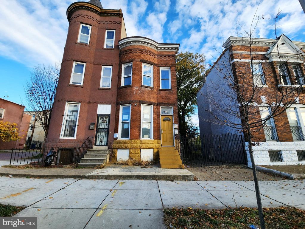 1820 W North Ave, Baltimore, MD 21217 - See Est. Value, Schools & More