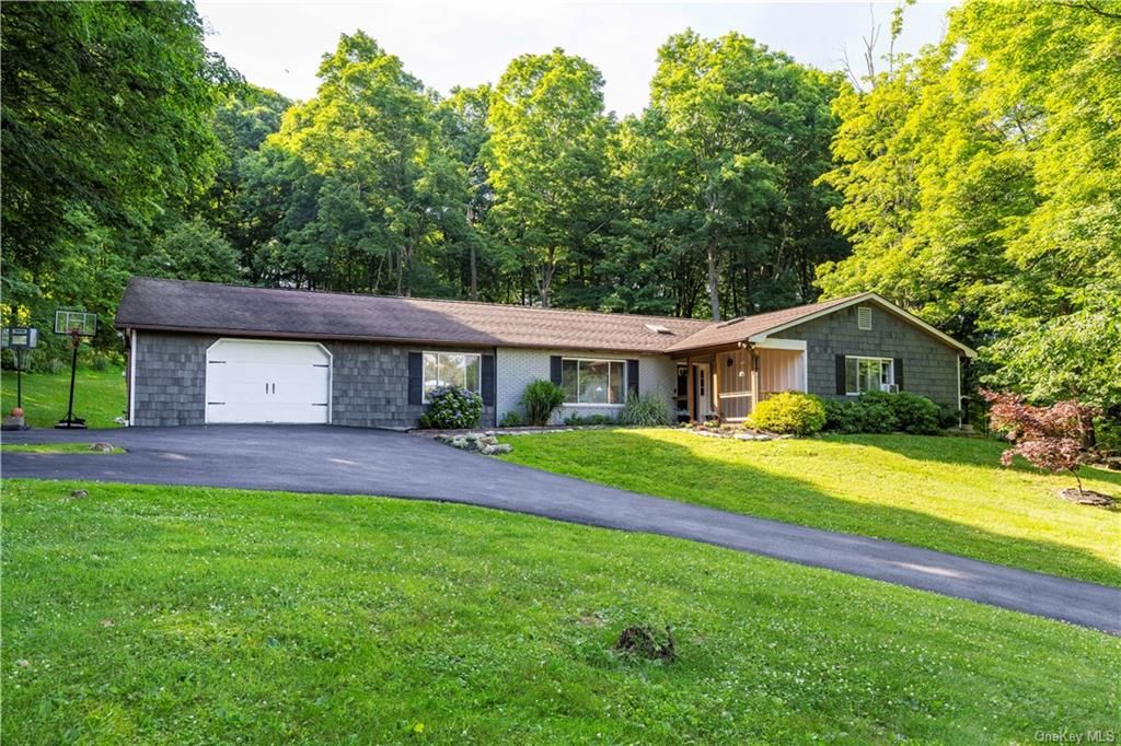 41 Deer Trail Drive, Mahopac, NY 10541 | Trulia