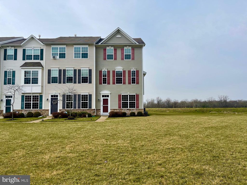 402 Aura Rd, Glassboro, NJ 08028 - See Est. Value, Schools & More